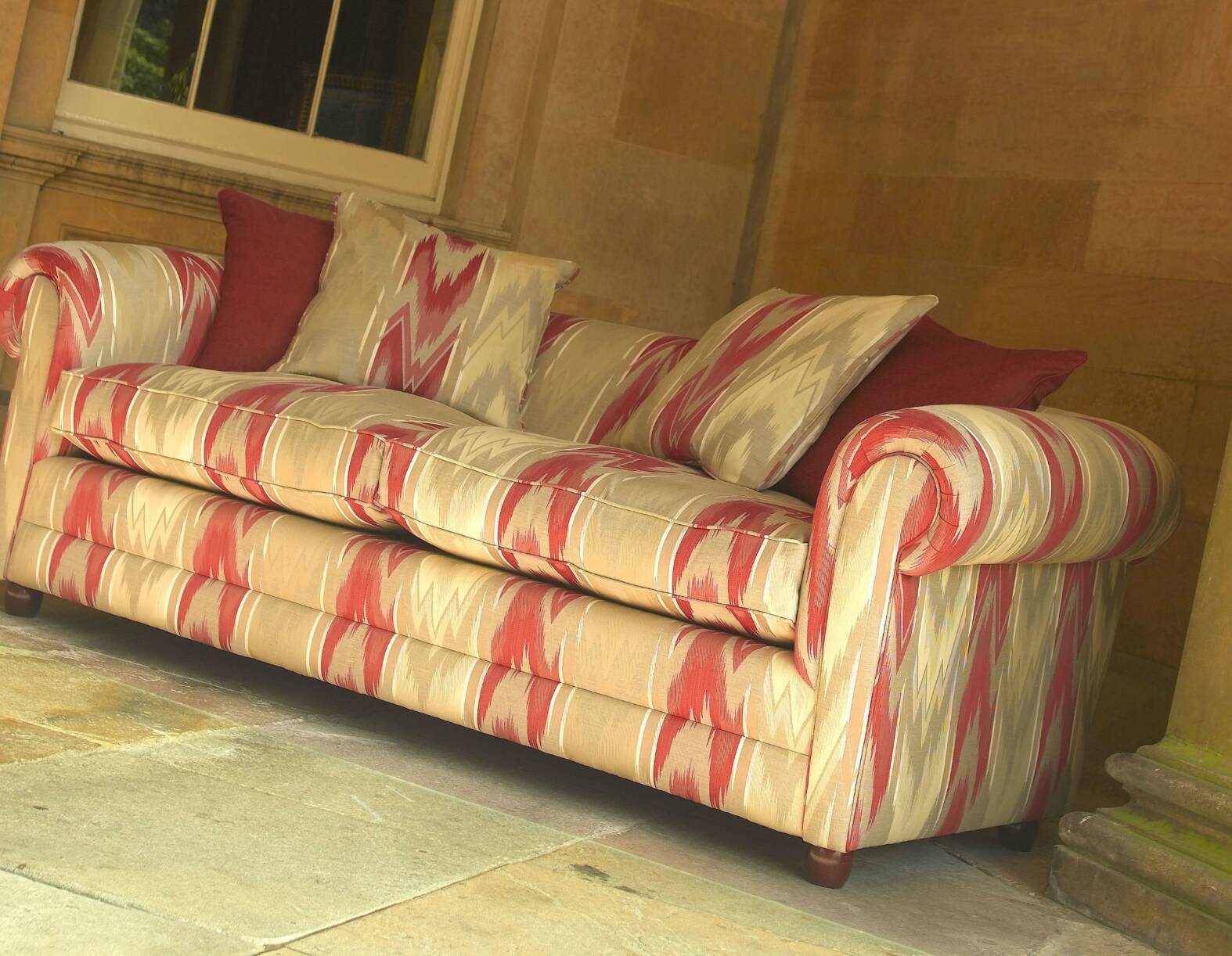 Genoa | Classic Chesterfield Shape | Long Eaton Sofas